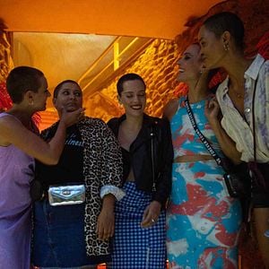 Les Filles Du Dernier Rang Saison Allocin