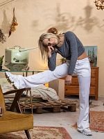 Alexandra Roth - AlloCiné