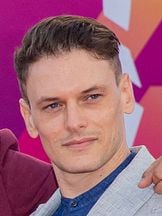 Casting Le rouge et le noir saison 1 - AlloCiné