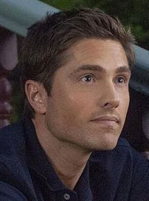 Eric Winter Charmed Eric Barrett Winter Est Un Acteur