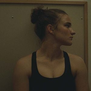 Julie se tait - Film 2024 - AlloCiné