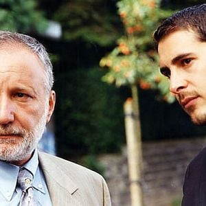 HS Hors Service - Film 2001 - AlloCiné