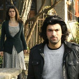 Photos et affiches de la série Fatmagül - AlloCiné