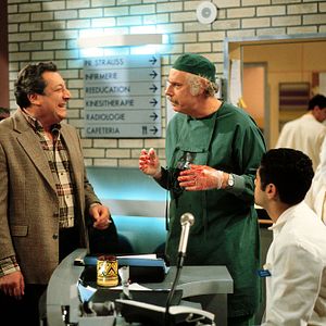 H Saison 1 - AlloCiné