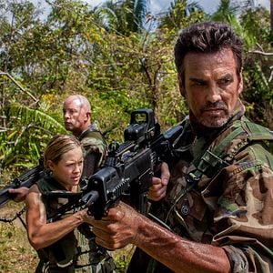 Jurassic Attack - Film 2013 - AlloCiné