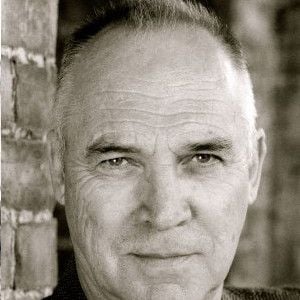 Stuart Wilson - AlloCiné