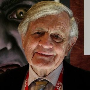 Peter Duffell - AlloCiné