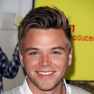Brett Davern - AlloCiné