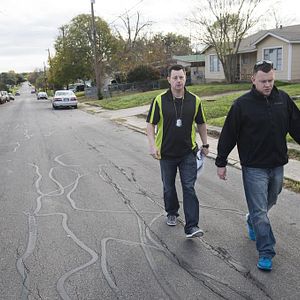 Ernie & Joe: Crisis Cops - Film documentaire 2019 - AlloCiné