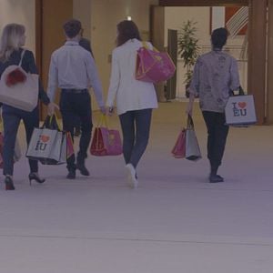 Colis Suspect - Film documentaire 2019 - AlloCiné