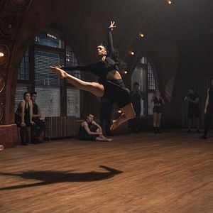 Tiny Pretty Things Saison 1 - AlloCiné