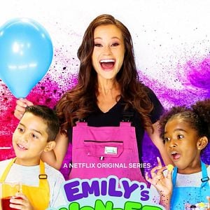 Photos et affiches de la série Le super labo d'Emily - AlloCiné
