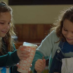 Petite maman - Film 2021 - AlloCiné