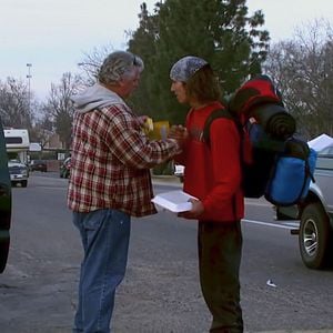 Kai, l'autostoppeur à la hachette - Film documentaire 2023 - AlloCiné