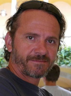 Emmanuel Saez - AlloCiné