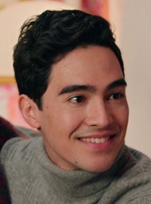 Troy Iwata - AlloCiné