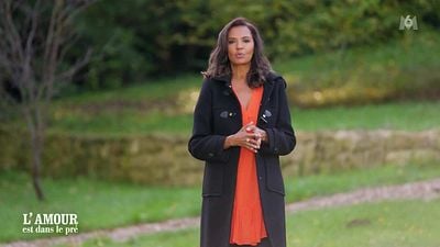 image de la news L'amour est dans le pré : Karine Le Marchand va-t-elle assurer les commentaires de la saison 20 ? Elle répond