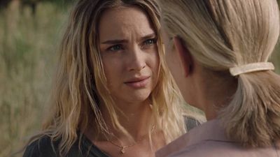 Selfie : Photo Allyn Rachel, Da’vine Joy Randolph, John Cho, Karen ...