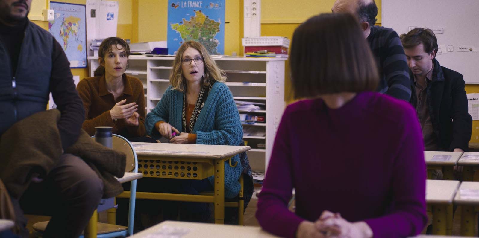 Iris : Iris : Photo Pascale Arbillot, Doria Tillier - 7 sur 8 - AlloCiné