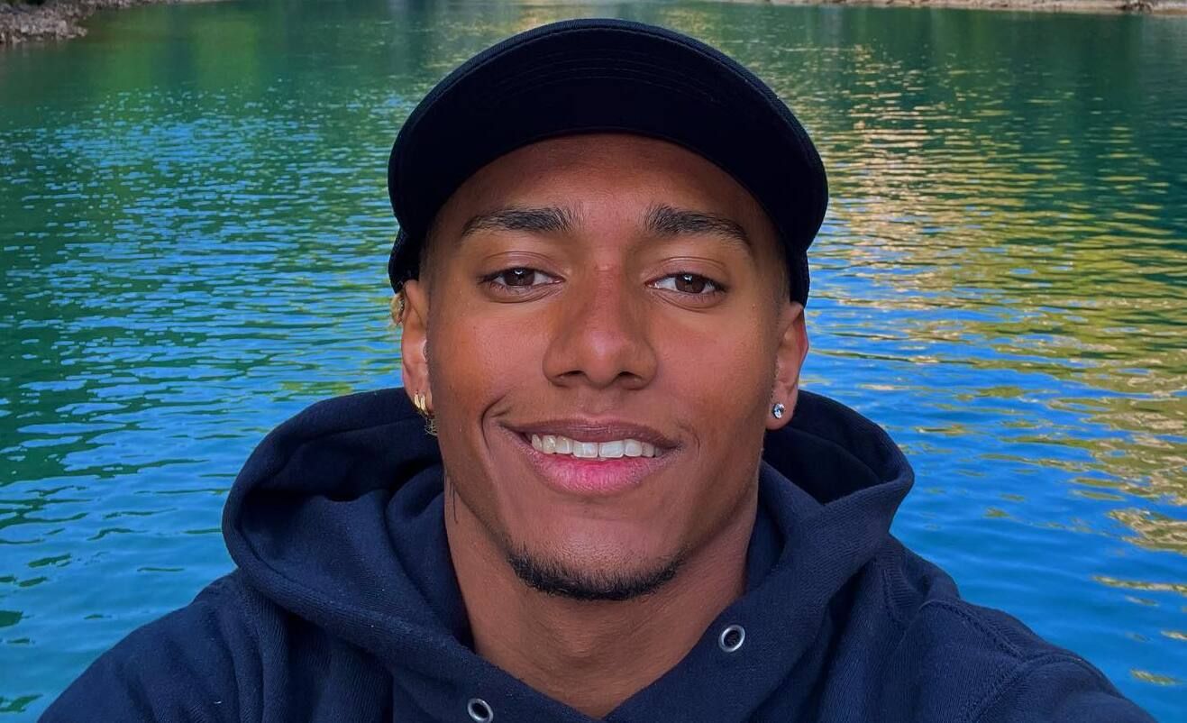 Love Island : Qui est Valentin, le fondu de sport ? (Photos) - TV ACTU ...