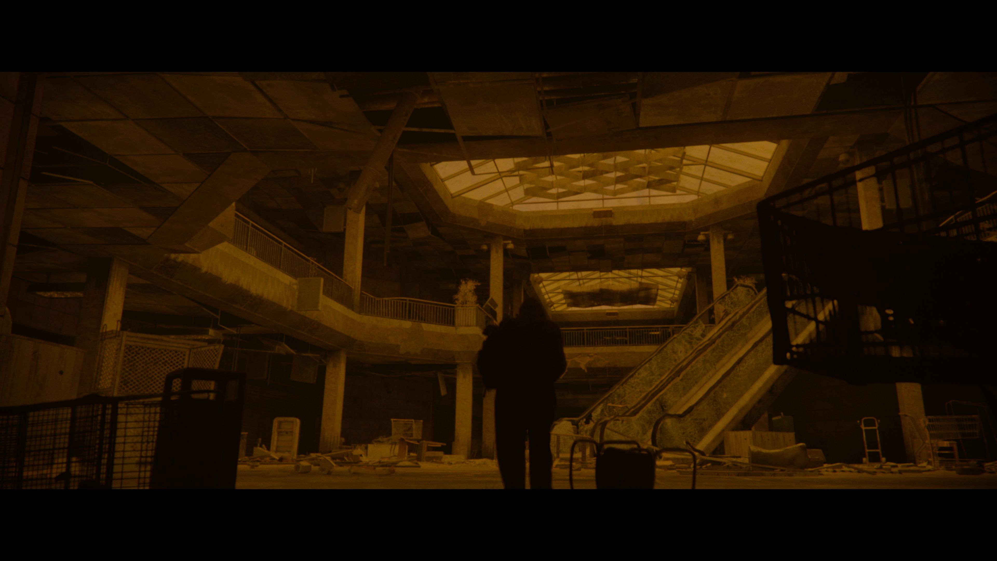 Photo du film 2073 - Photo 3 sur 4 - AlloCiné