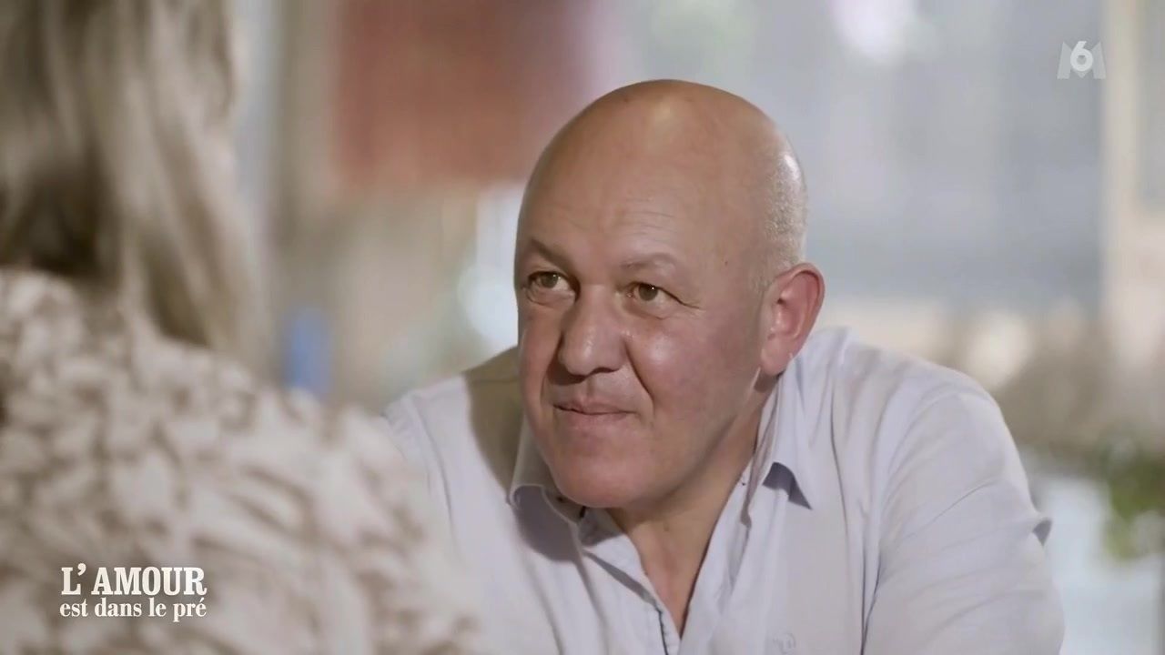 Après son ami Gillou, premier bisou pour Renaud dans L’amour est dans ...