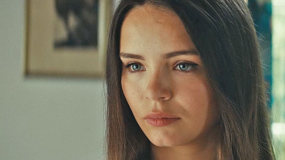 Trailer du film Rapaces - Rapaces Bande-annonce VF - AlloCiné