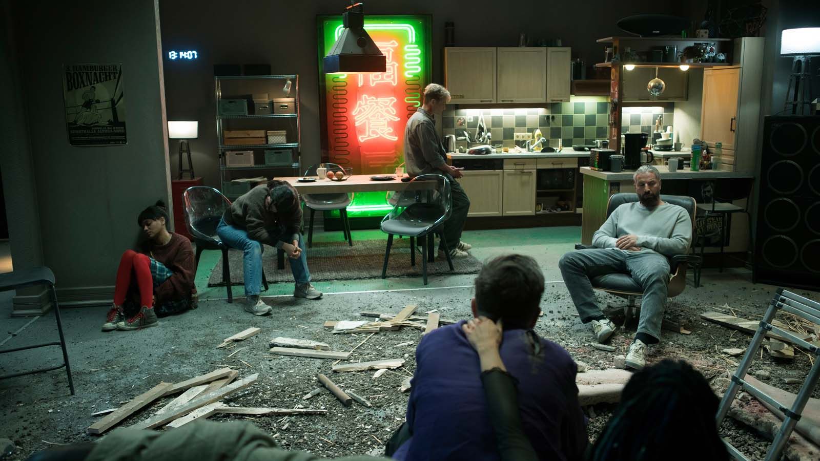 Photo de Murathan Muslu - Brick : Photo Sira-Anna Faal, Salber Lee ...