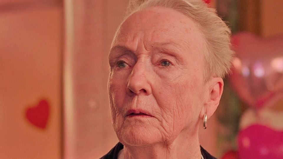 Trailer du film À feu doux - À feu doux Bande-annonce VO STFR - AlloCiné