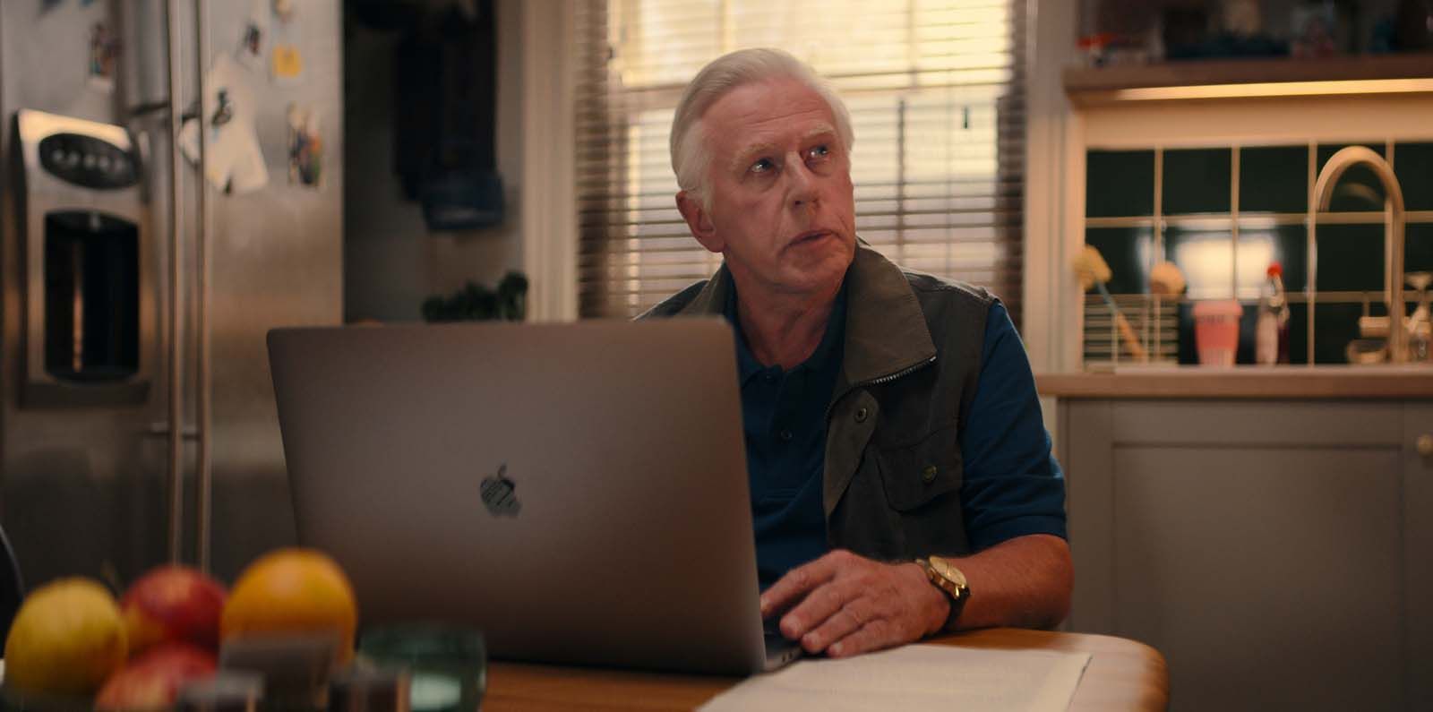 Trying : Trying : Photo Phil Davis - 2 sur 50 - AlloCiné