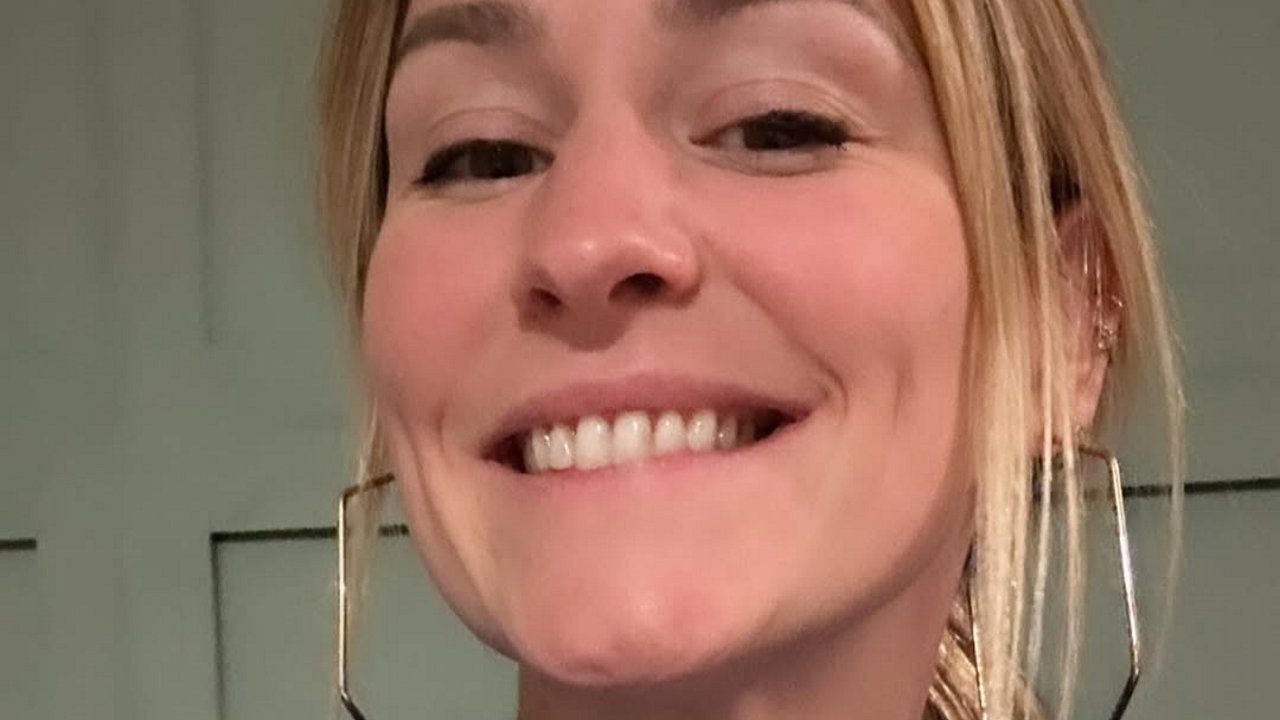 Mariés au premier regard : "J-6" avant l’opération pour Laure Larrory - TV ACTU by AlloCiné