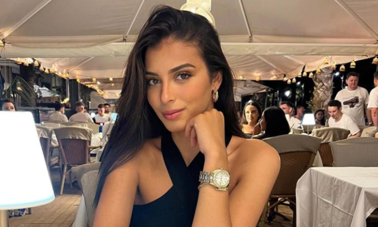Miss France 2024 : Qui est Nadine Benaboud, élue miss Midi-Pyrénées 2023 ? Photos, Instagram ...
