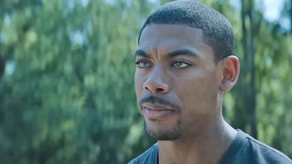 Trailer du film Rebel Ridge - Rebel Ridge Bande-annonce VO - AlloCiné