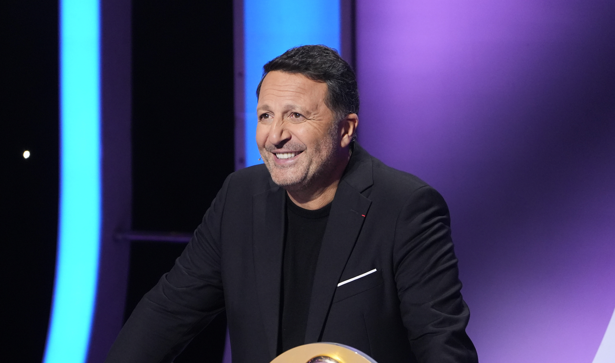 "Il est temps pour moi de faire un break...", Arthur s’offre une ...