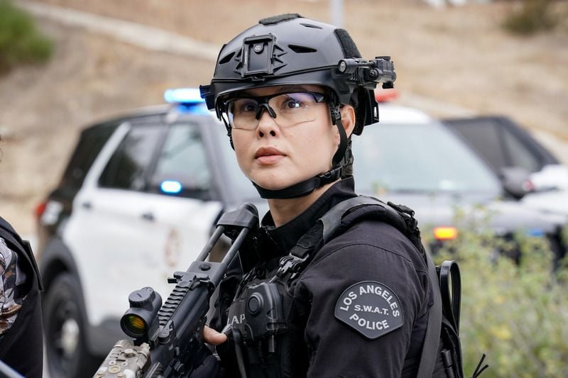 Photo de Anna Enger Ritch - S.W.A.T. (2017) : Photo Anna Enger Ritch ...