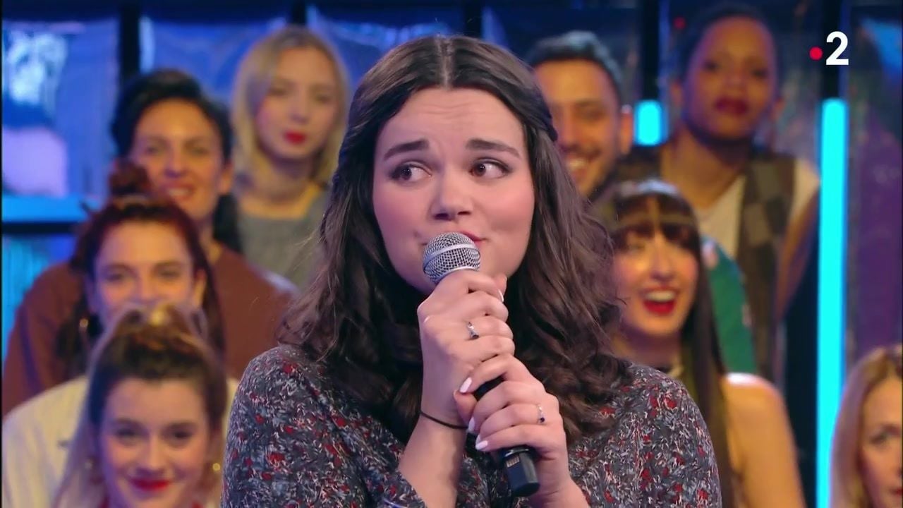 N’oubliez pas les paroles : qui est Maé, la nouvelle Maestro qui a éliminé Karine ? - TV ACTU by ...