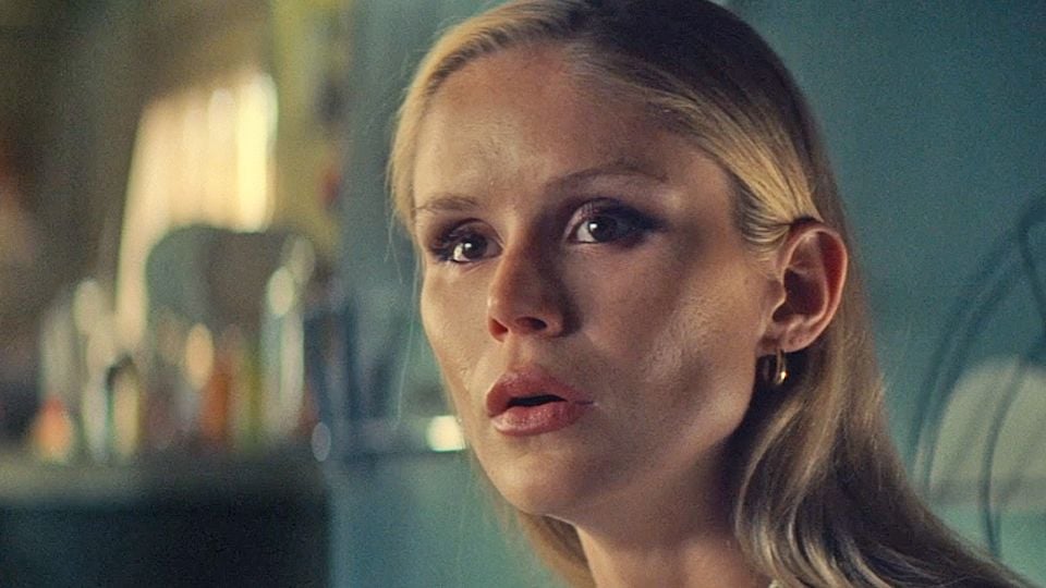 Trailer du film Catching Dust - Catching Dust Bande-annonce VO - AlloCiné