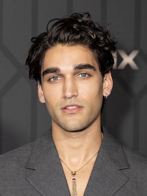 Josh Heuston - AlloCiné