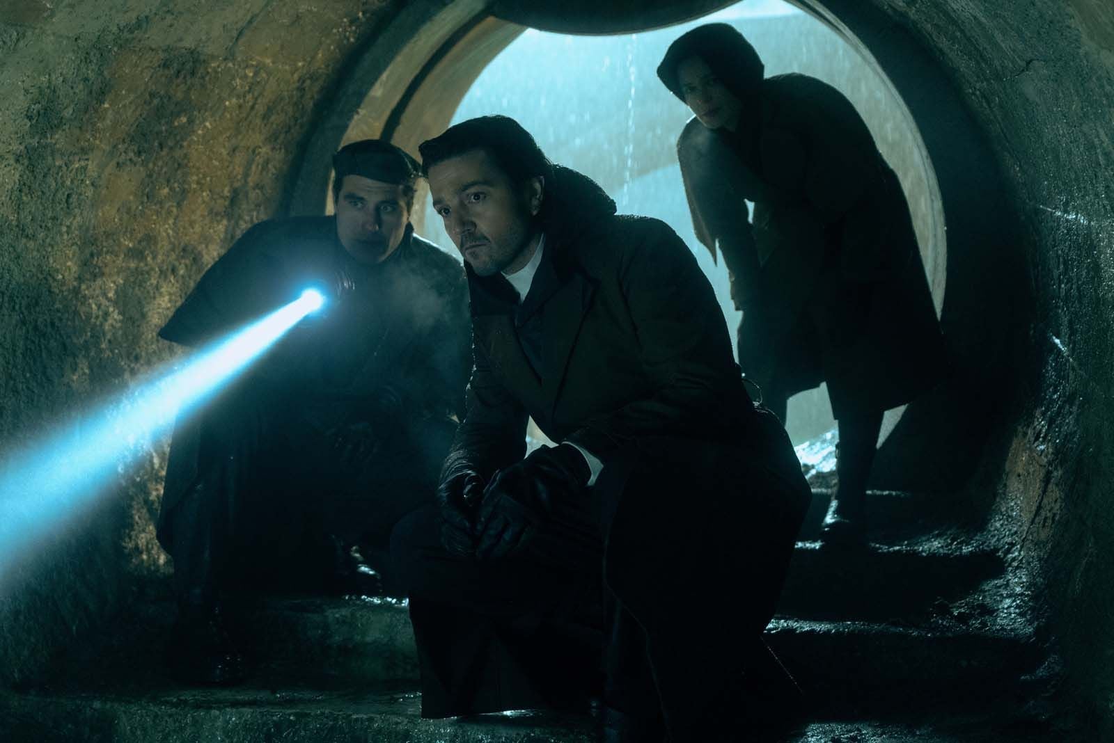 Andor : Photo Diego Luna, Théo Costa-Marini, Alaïs Lawson - 7 sur 30 - AlloCiné