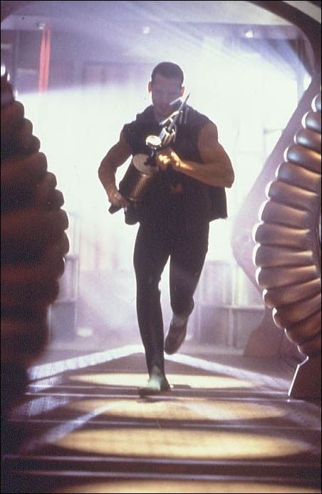 Photo du film Supernova - Photo 2 sur 4 - AlloCiné