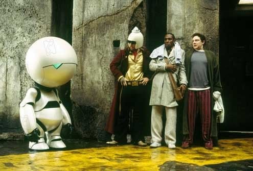 Photo du film H2G2 : le guide du voyageur galactique - Photo 19 sur 36 ...