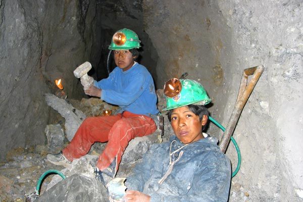 Photo du film The Devil's miner - Photo 3 sur 4 - AlloCiné