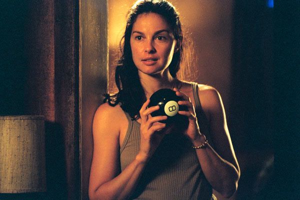 Photo de Ashley Judd - Bug : Photo Ashley Judd - Photo 64 sur 94 - AlloCiné