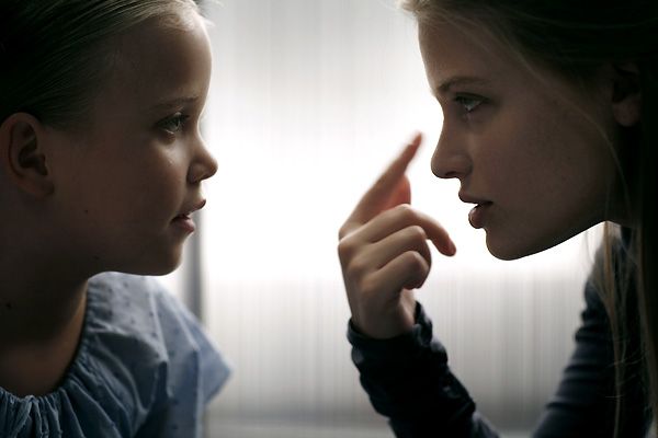 Photo de Manon Chevallier - Chrysalis : Photo Manon Chevallier, Mélanie ...