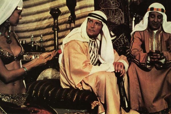 Photo de Dawn Rodrigues - L'espion qui m'aimait : Photo Edward De Souza ...