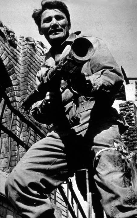 Photo du film Attaque ! - Photo 1 sur 9 - AlloCiné