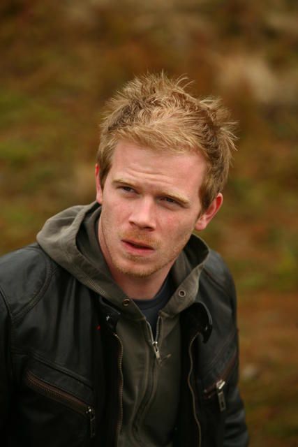 Photo de Frank Geney - La Main blanche : Photo Frank Geney - AlloCiné