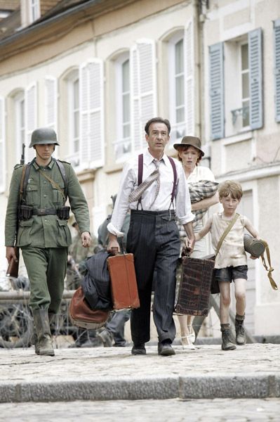 Photo de Maxim Driesen - Un Village Français : Photo Audrey Fleurot ...