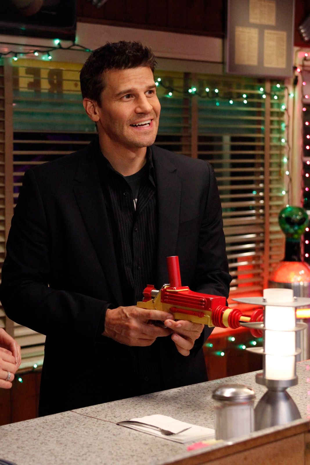 Bones : Photo David Boreanaz - 923 sur 1033 - AlloCiné