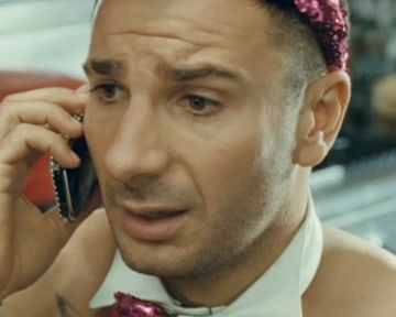 Extrait du film Fatal - Fatal Extrait vidéo VF - AlloCiné